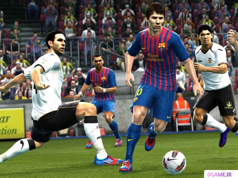 دانلود بازی فوتبال تکاملی حرفه‌ای 2013 (PES) نسخه کامل برای کامپیوتر